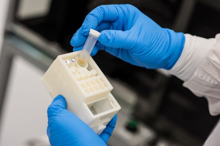 SMC: Medical Contract Manufacturer & Pharma Services Company
